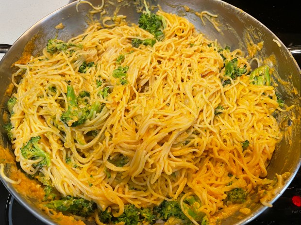 Review: Creamy Pumpkin Pasta – Gabriela Maria